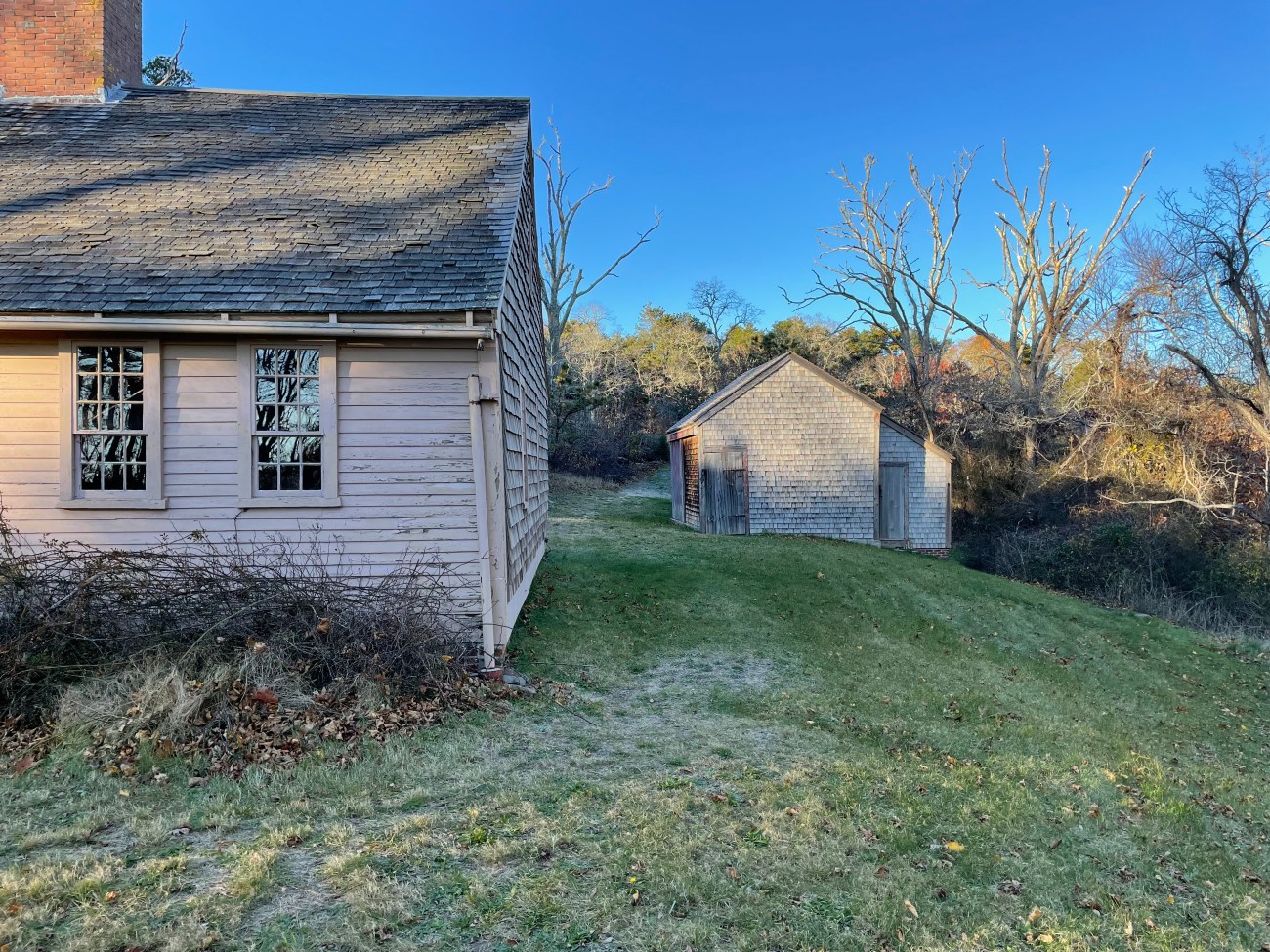 Cape Cod House – Field Guide: Walking & Painting on Cape Cod
