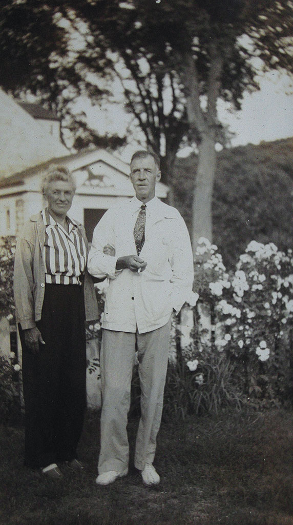 Lucy Brown L’Engle – Field Guide: Walking & Painting on Cape Cod